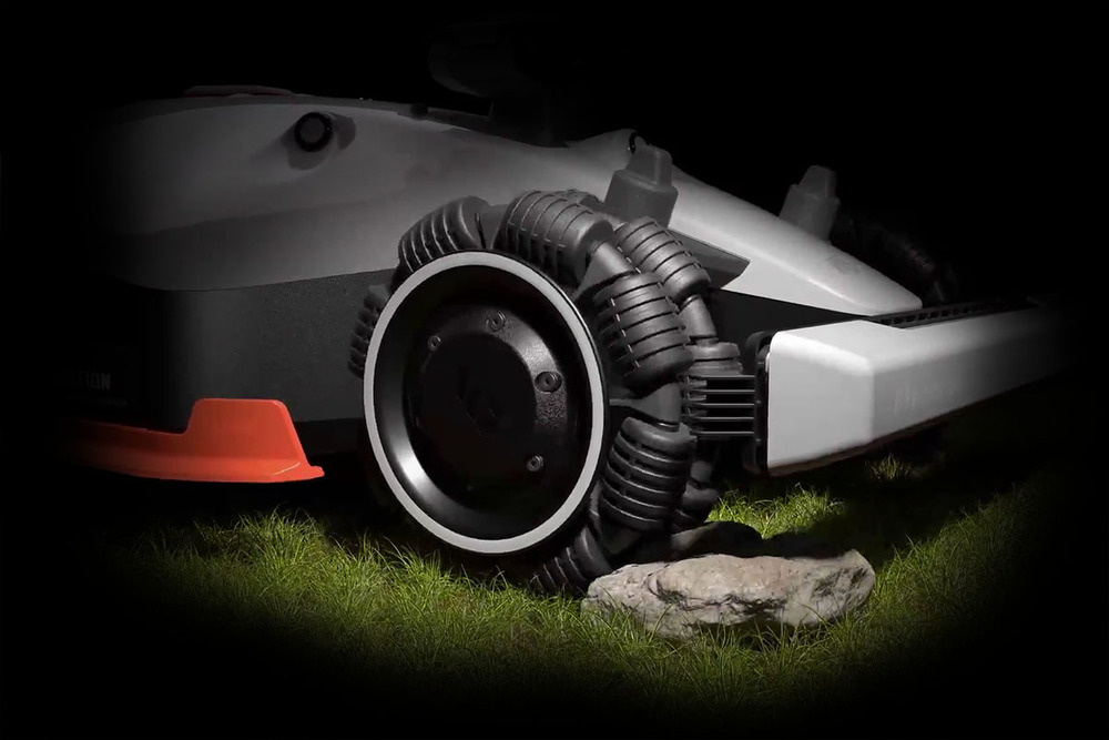 Mammotion LUBA 2 AWD 3000X + DÁREK ZDARMA | roboticky-vysavac.cz