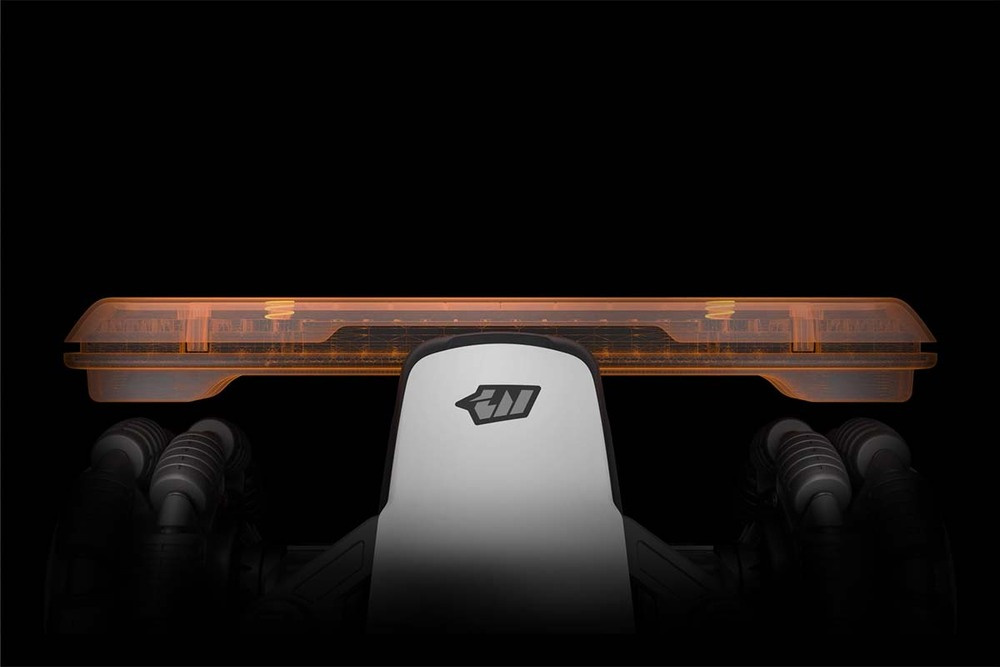 Mammotion LUBA mini AWD 800 | roboticky-vysavac.cz